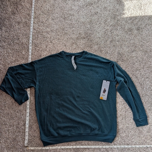 ALO Yoga | Sweaters | Alo Yoga Soho Pullover In Deep Green | Poshmark